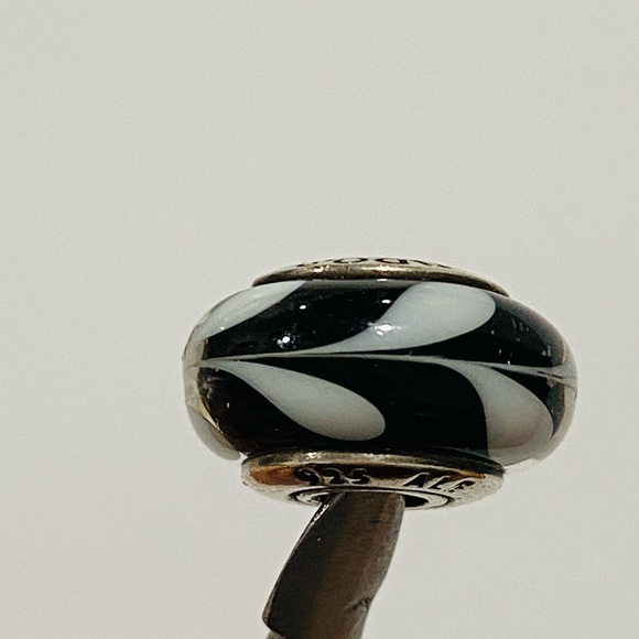 Pandora | Jewelry | Pandora Black And White Marble Murano Glass 27 ...